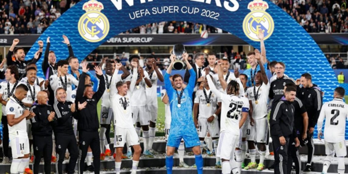 Unbeatable Football Streaks: Legendary Records in History